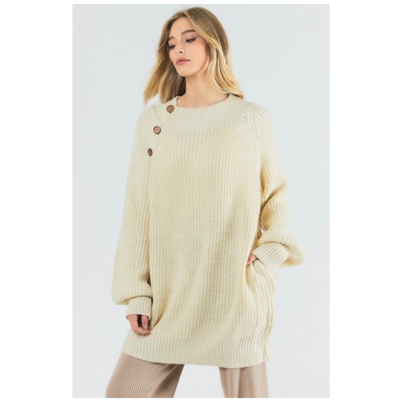 DAVI & DANI | Sweaters | Davi Dani Solid Cream Round Neck Button Detail Oversized Chunky Sweater ...